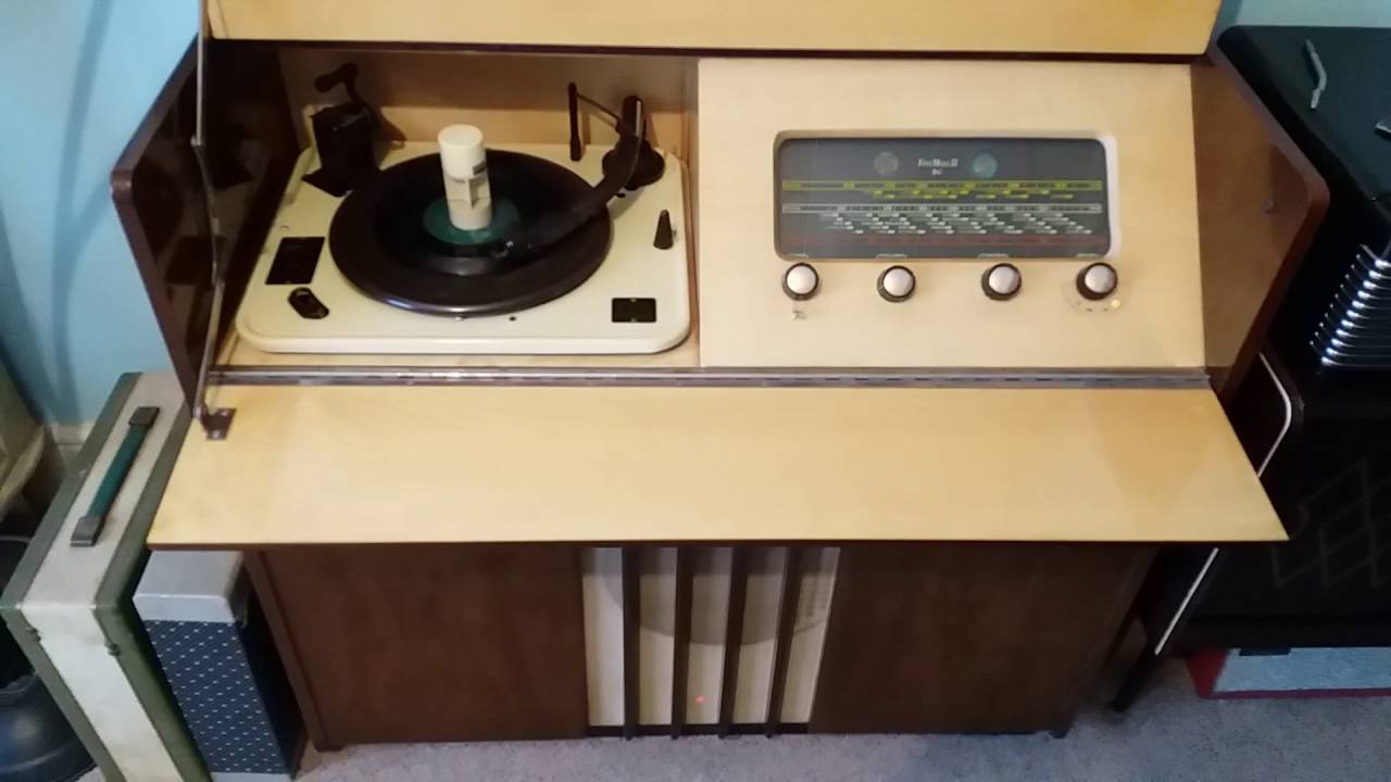 TONY CROMBIE & HIS MEN THE GIGGLIN GURGLEBURP COLUMBIA 1958 - YouTube