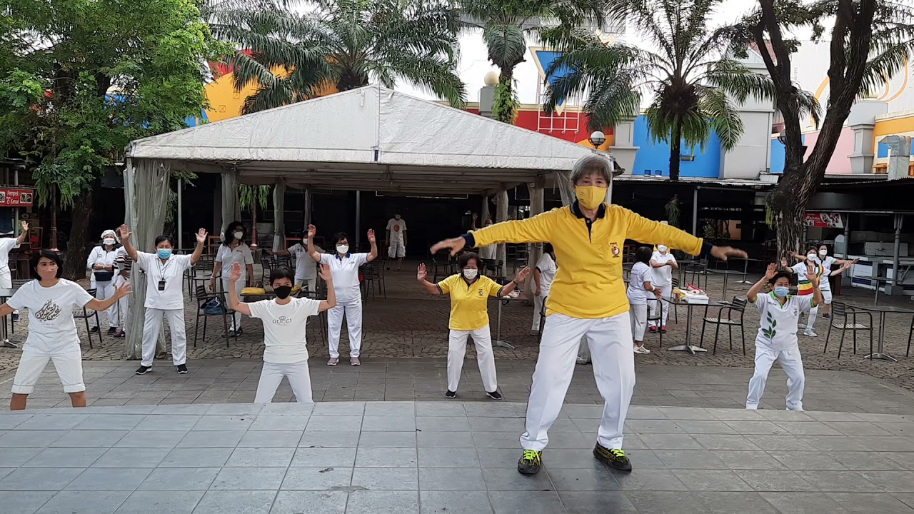 Senam Taichi Jurus 8 Gaya - YouTube