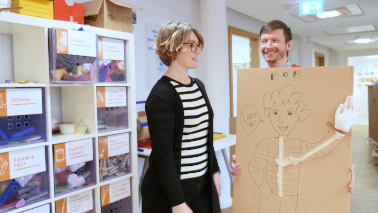 A tour of the HPI D-School - YouTube