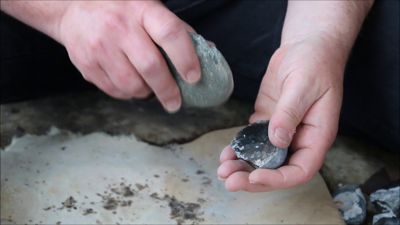 Flint knapping techniques: hard hammer flaking - YouTube