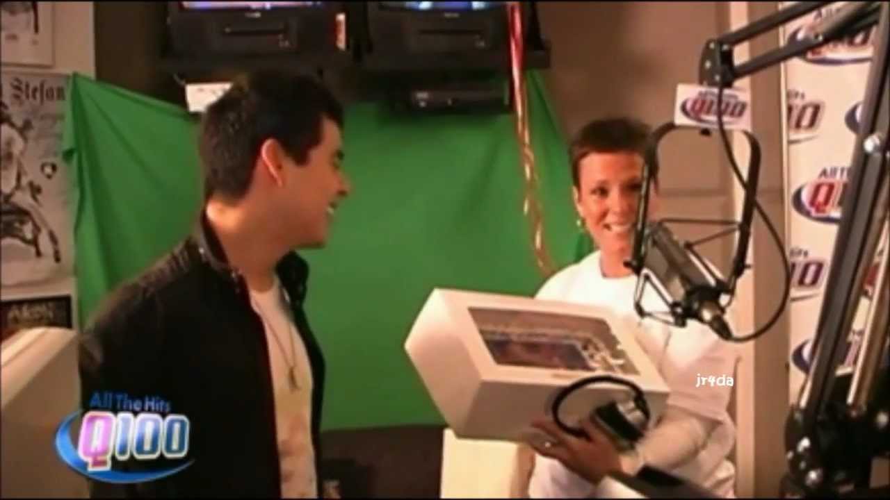 09-57 David Archuleta - Fan Surprise & Interview p 1/2 @ ATH Q100 ...