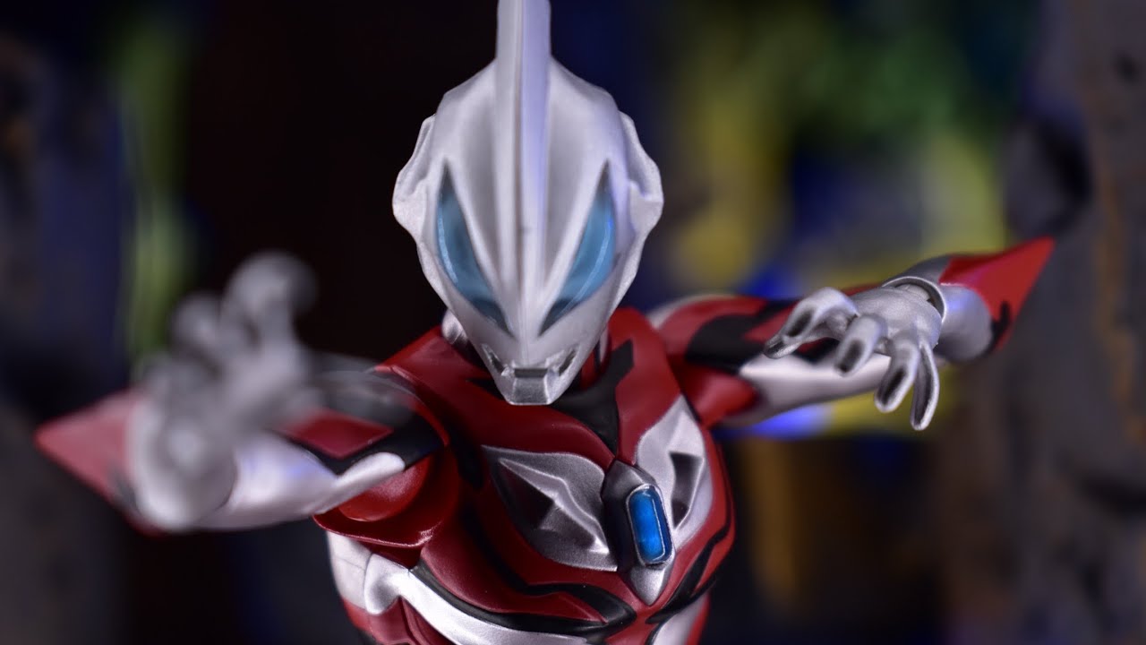 S.H. Figuarts Ultraman Geed Primitive (New Generations Edition) Review ...