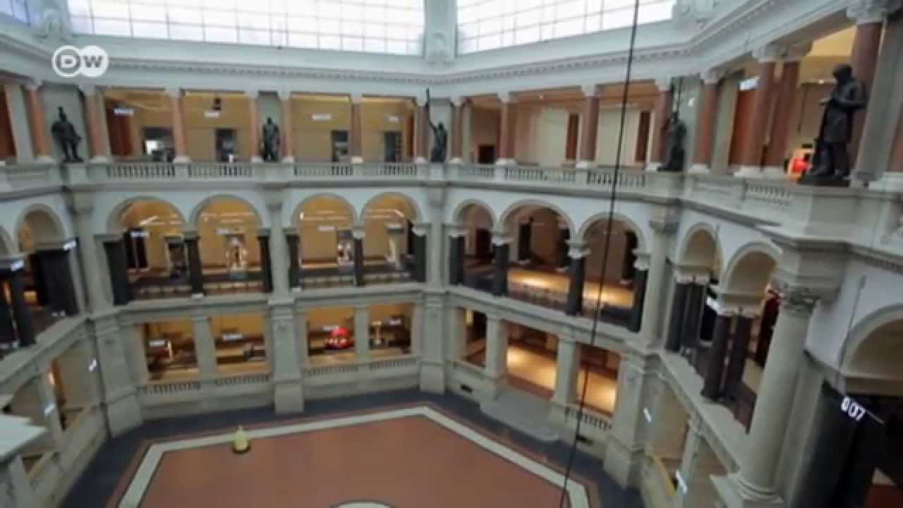 Spyproof Associative Computers | Made in Germany - YouTube