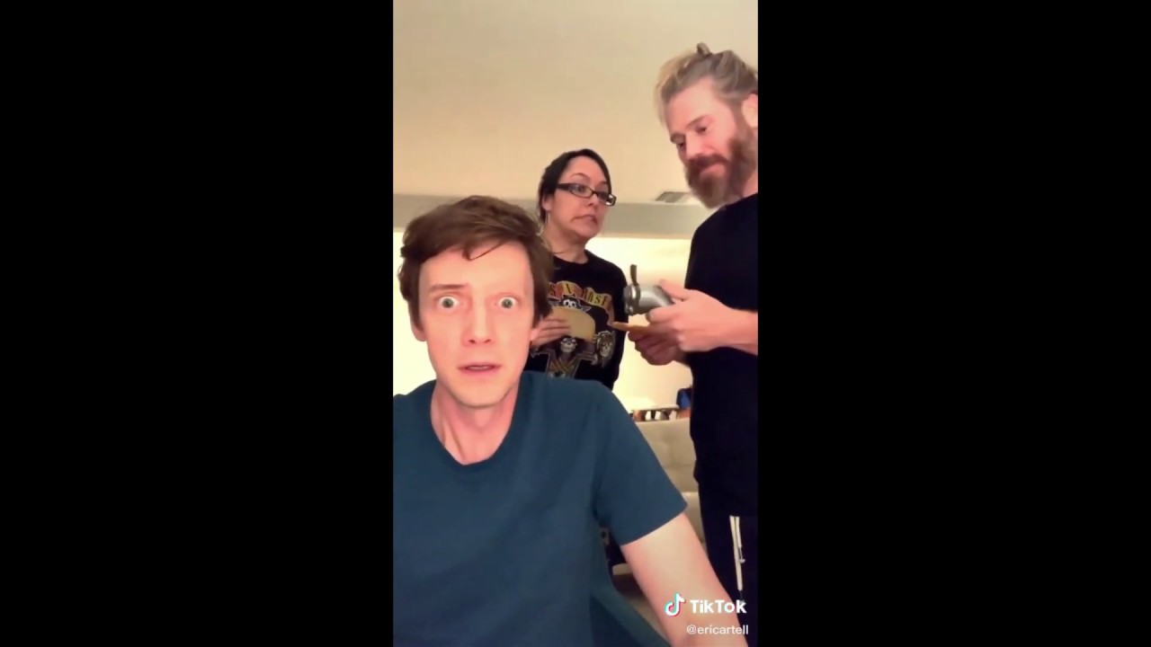 Man plays shave half of his eyebrows, but accidentally shave it (Yet ...