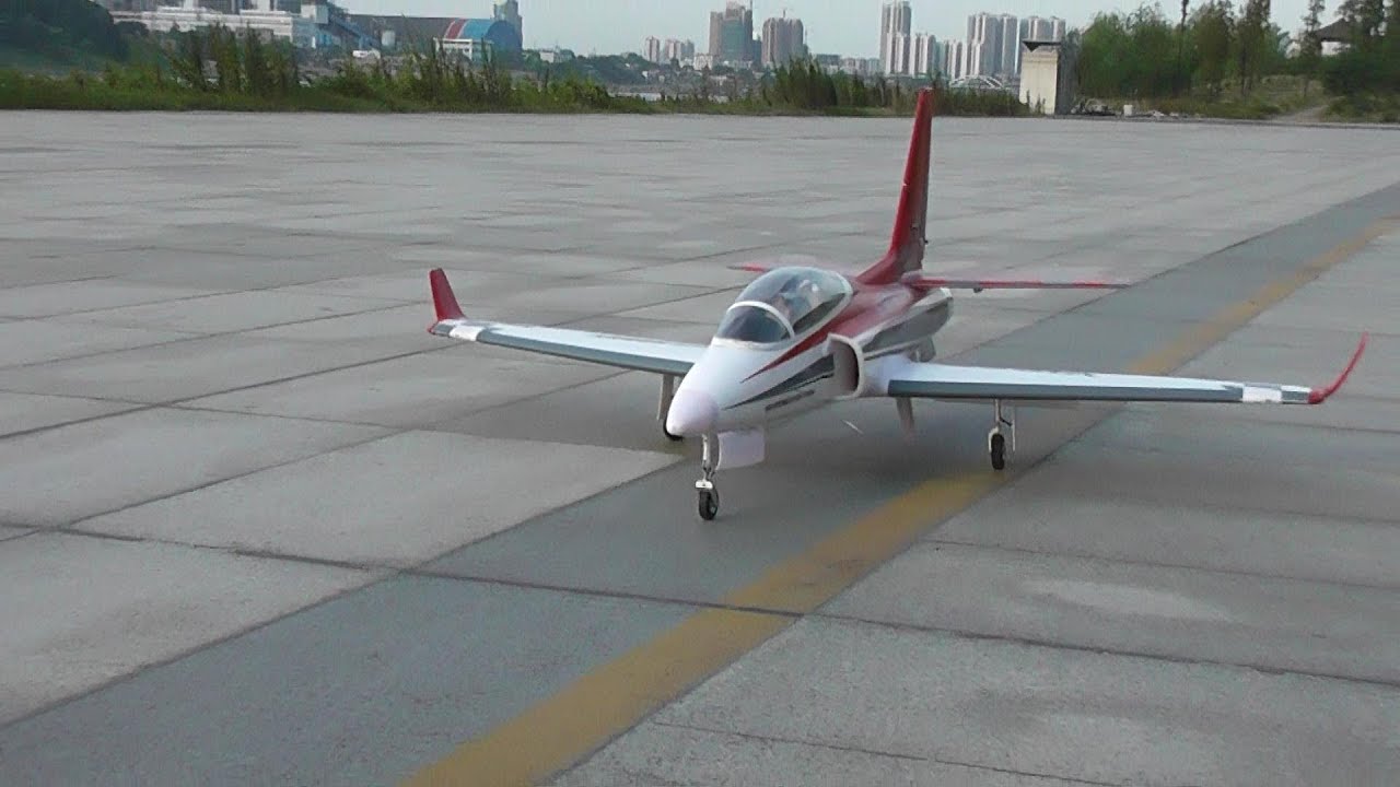 RC Viper 90mm EDF Jet Fast Passes and Aerobatics - YouTube