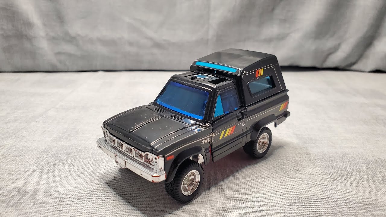 Transformers G1 Trailbreaker Review - YouTube