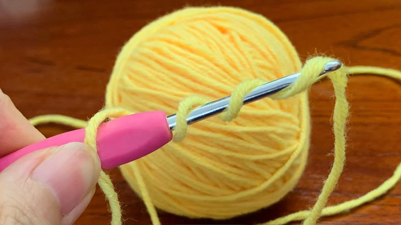 I found a completely different way to crochet / Easy crochet pattern ...