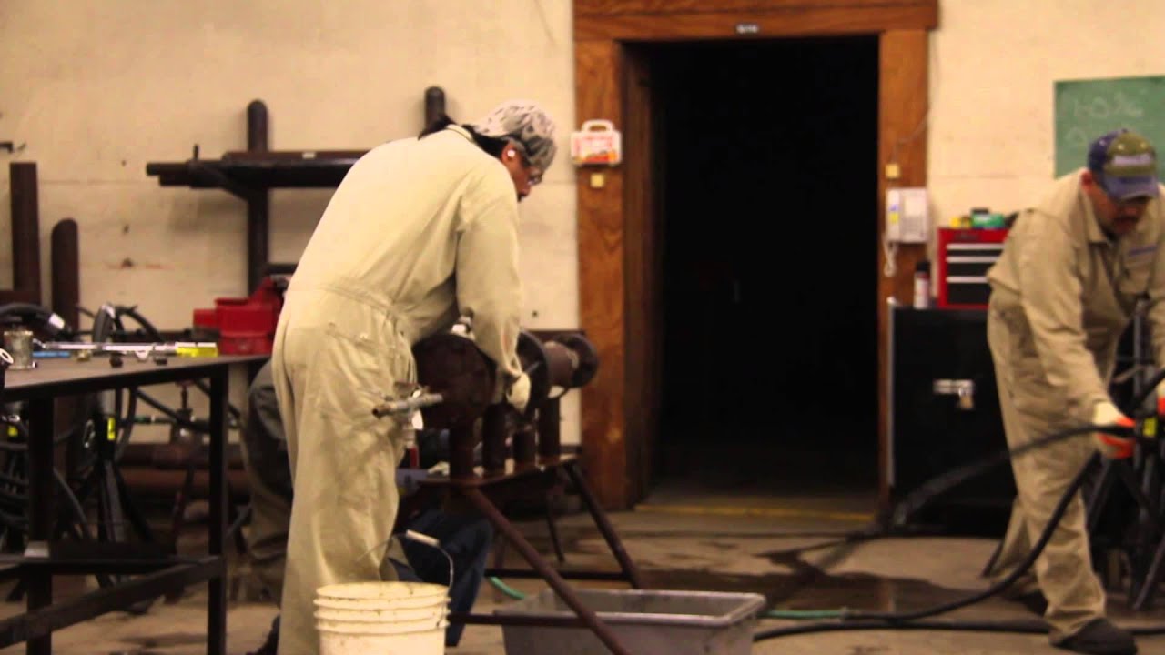 Pipefitting Instructor @ Lee College - YouTube