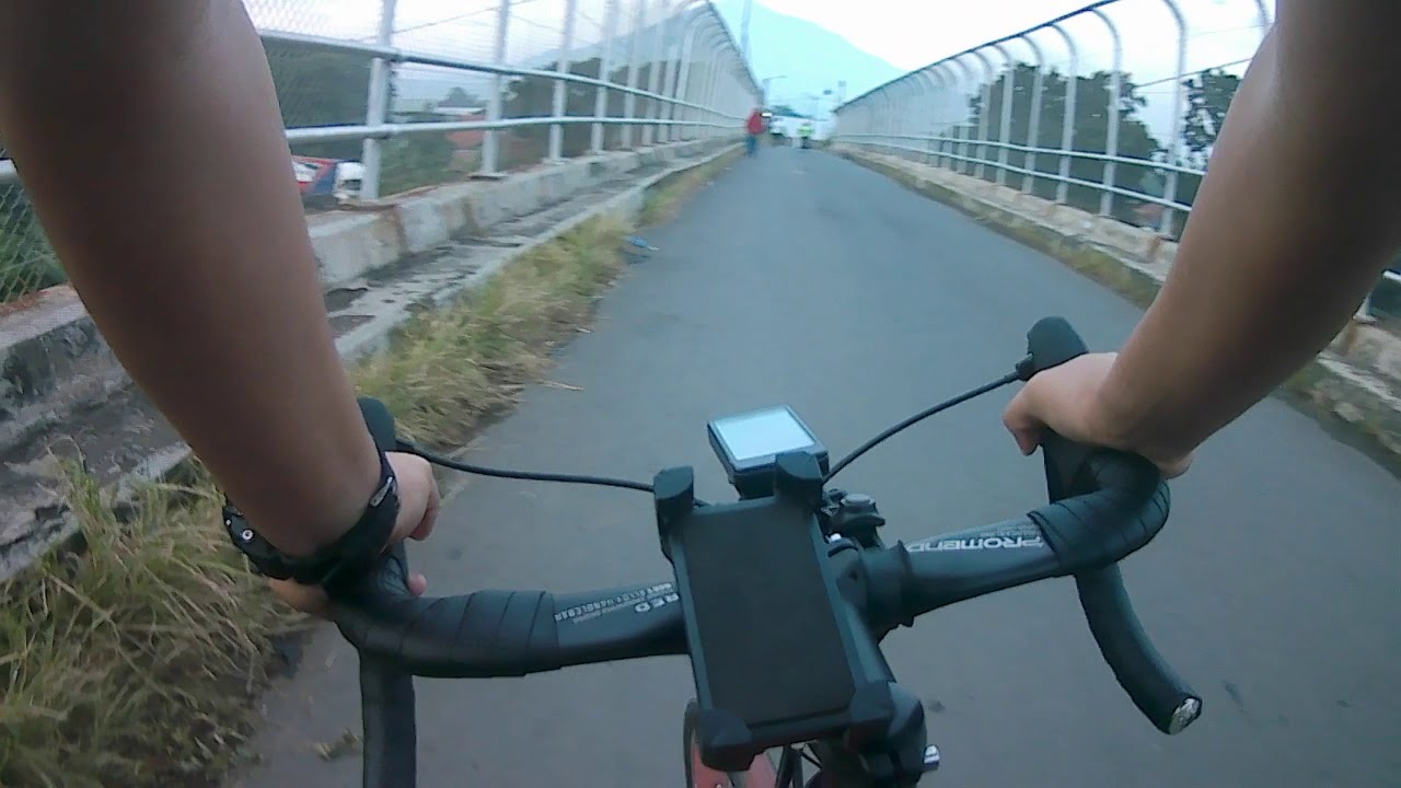 Trik Najak Di Jalantol Alon-alon Roadbike Evergreen Rapier - YouTube