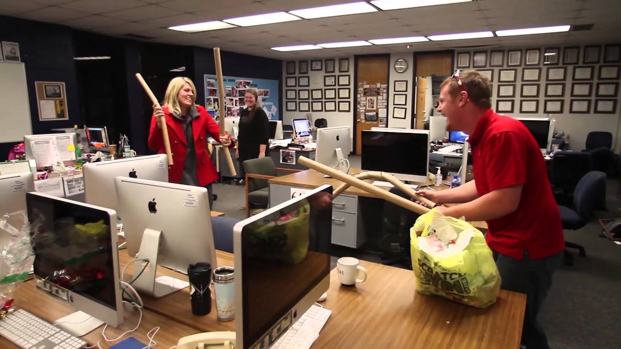 Wrapping Paper Roll Fight - YouTube