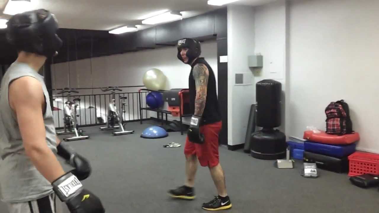 Boxing sparring session - YouTube
