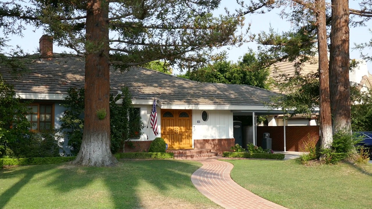 Agent Ernest Anglin Former Home House Beverly Hills California USA ...