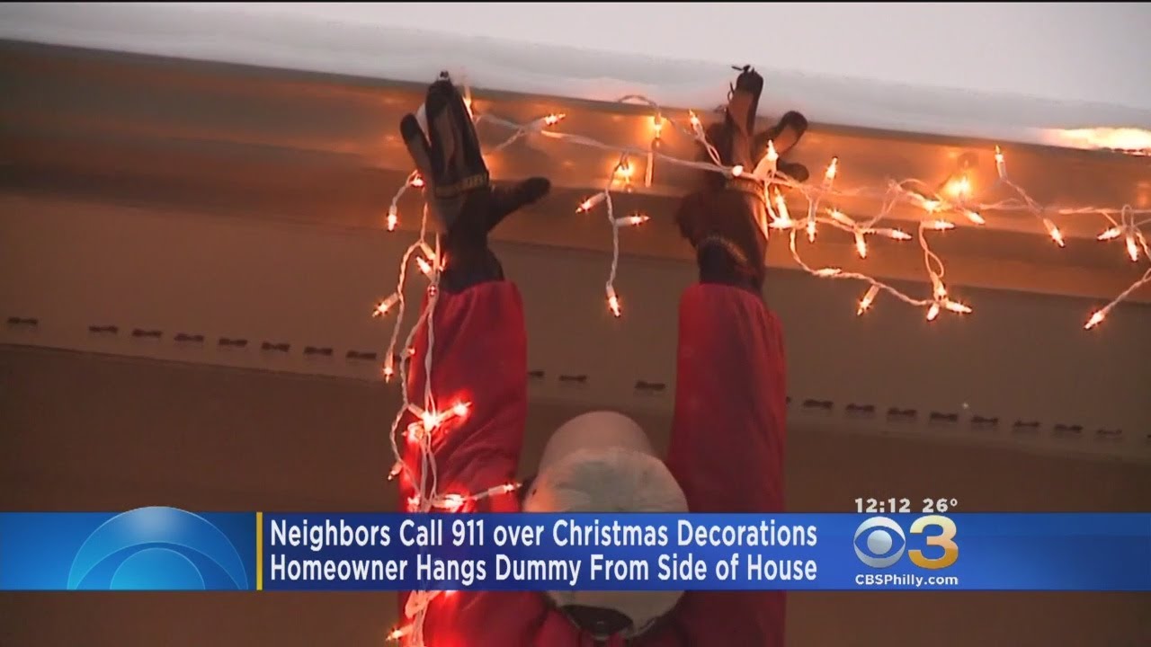 Neighbors Call 911 Over Christmas Decorations - YouTube