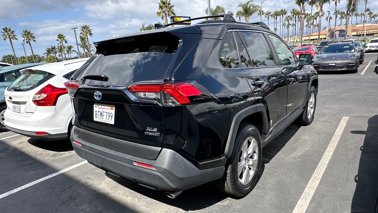 2021 Toyota RAV4 Hybrid XLE AWD Horn - YouTube