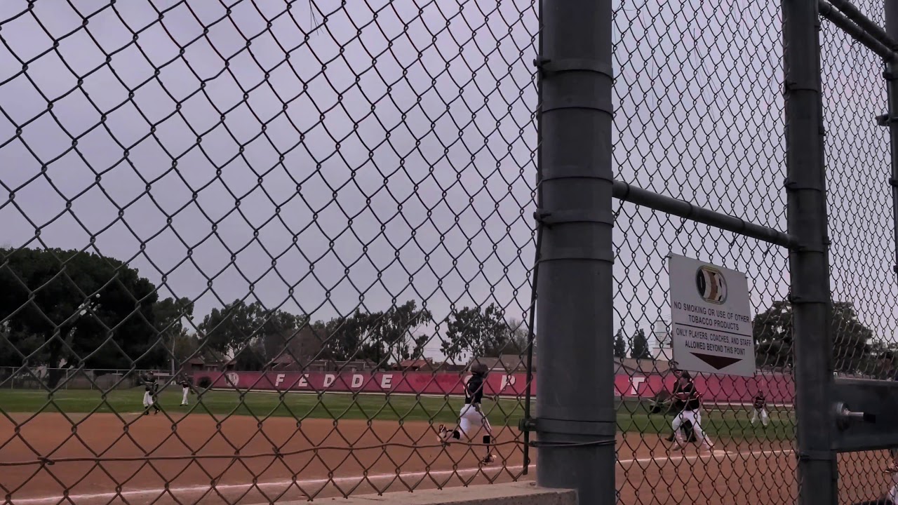 Fielding 3rd base - YouTube