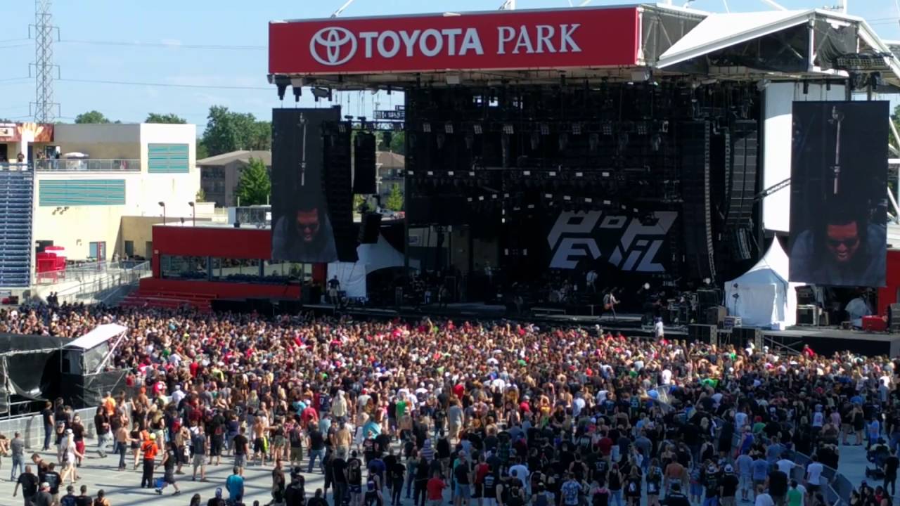 Pop Evil - Chicago Open Air Fest - 07/16/2016 - YouTube