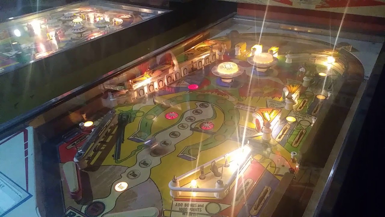 Pinball Machine Showcase: Sheriff - YouTube
