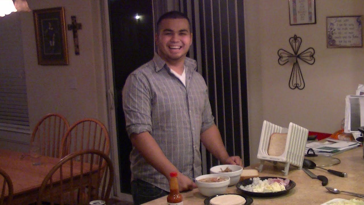 Posole Rojo -Chef Steven joins us - YouTube