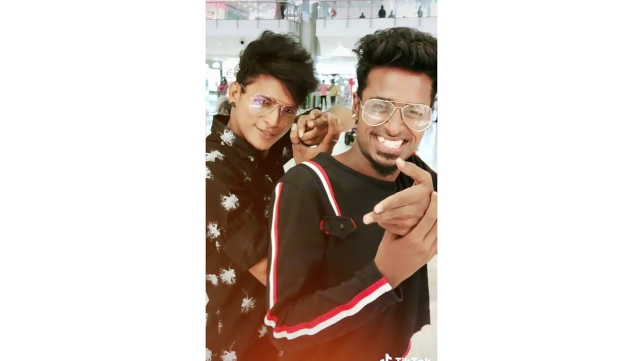 D choco boy musically dubmash - YouTube