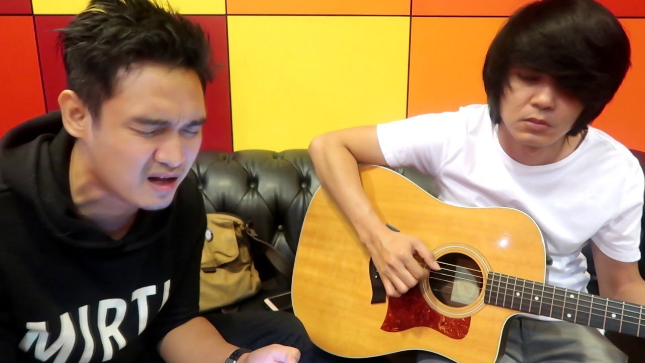 Adi 6ixth Sense nyanyi lagu Sakit iamNeeta ! - YouTube