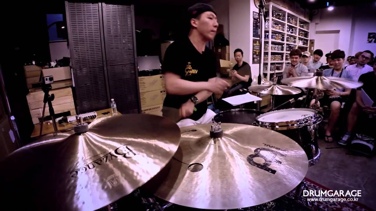 Soojun Kim Drum Solo on His Drum Clinic by www.drumgarage.co.kr - YouTube