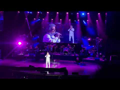 Dariush, Ay Eshgh (New York Concert) |داریوش، آی عشق (کنسرت نیویورک)