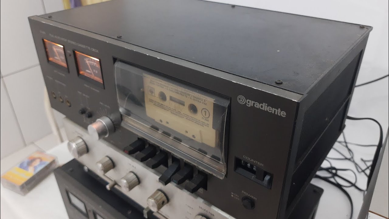 Tape Deck Gradiente S-95 - YouTube