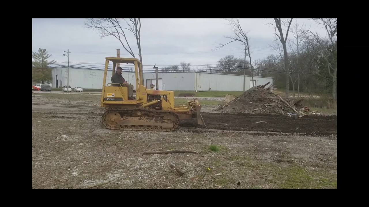 (SOLD) Caterpillar D3B Crawler Tractor Dozer $16,800. - YouTube