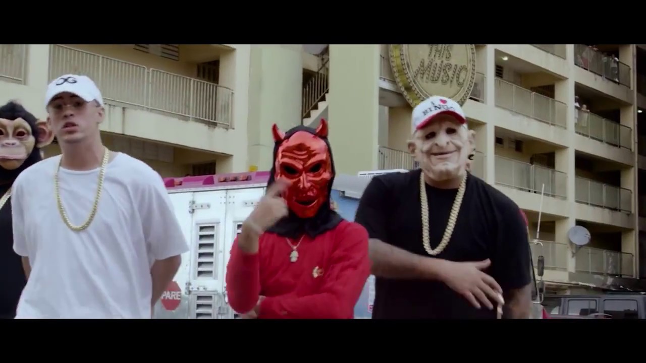 Arcangel x Bad Bunny Tu No Vive Asi Video oficial - YouTube