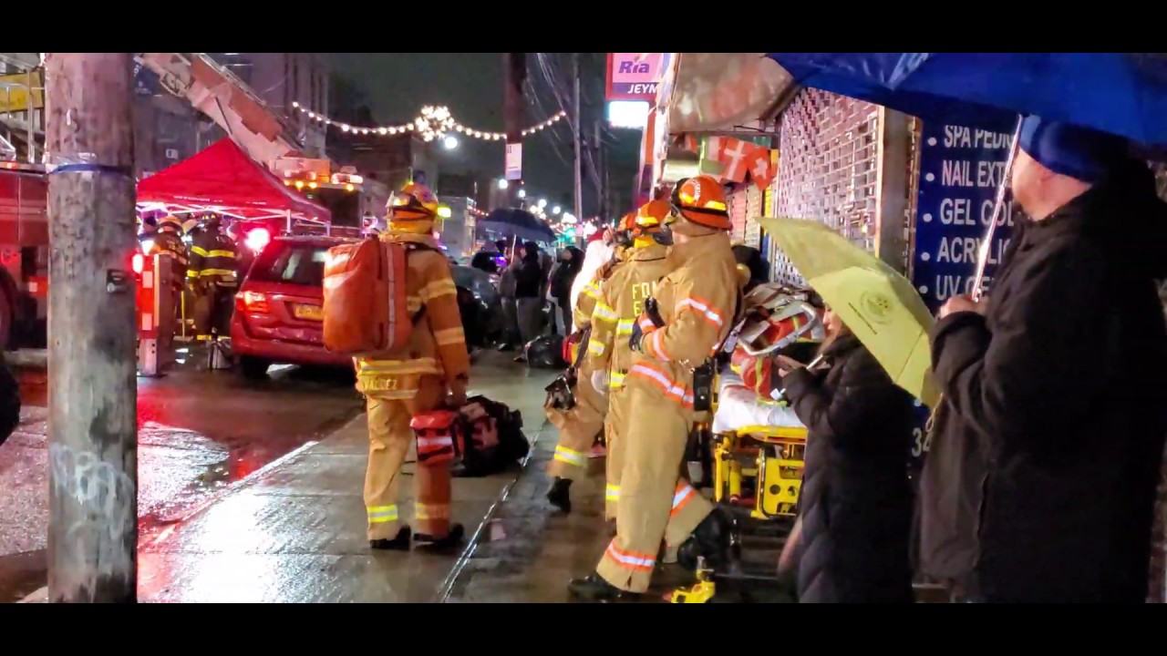 FDNY Rescue Paramedics Reporting Into EMS Command Post On Scene Of A ...