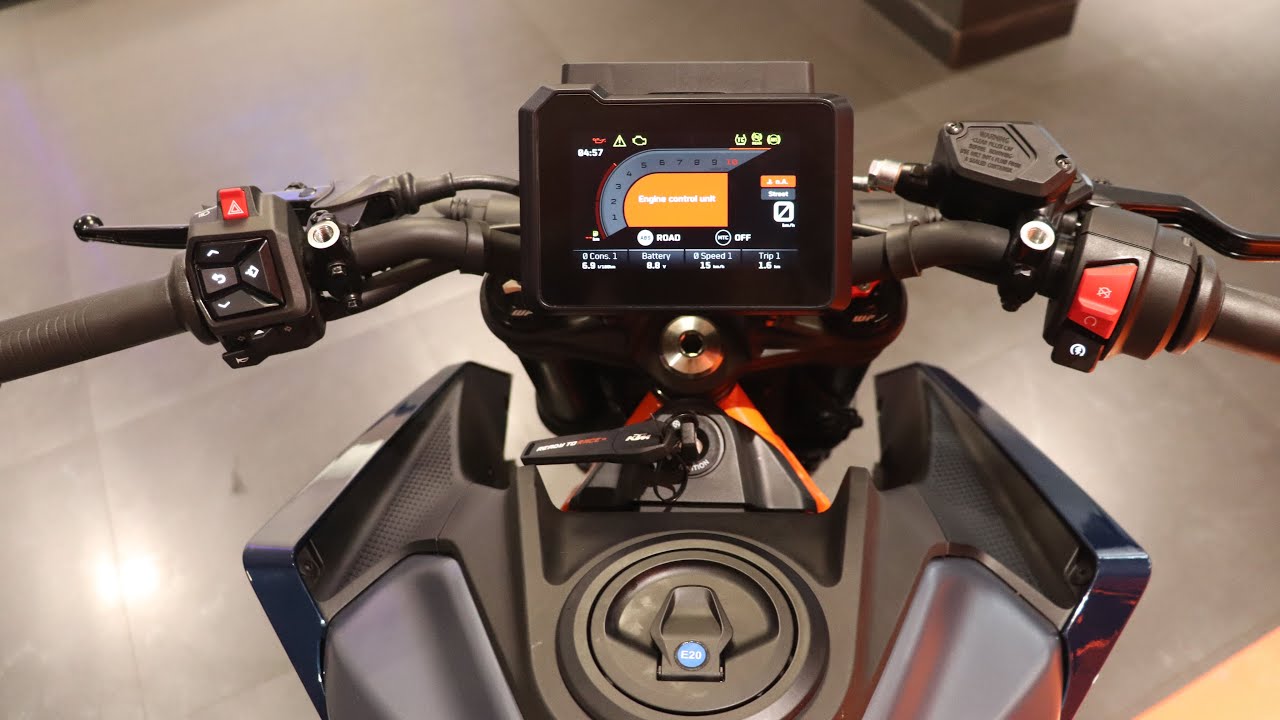New Launch 2024 KTM Duke 390 : TFT Meter All features & Connectivity ...