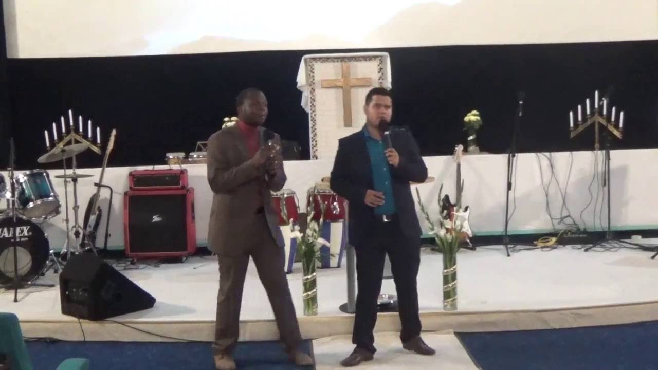 Br. Daniel Ogutu - Welcher Gott macht denn so was? ¿Cuál Dios hace eso ...