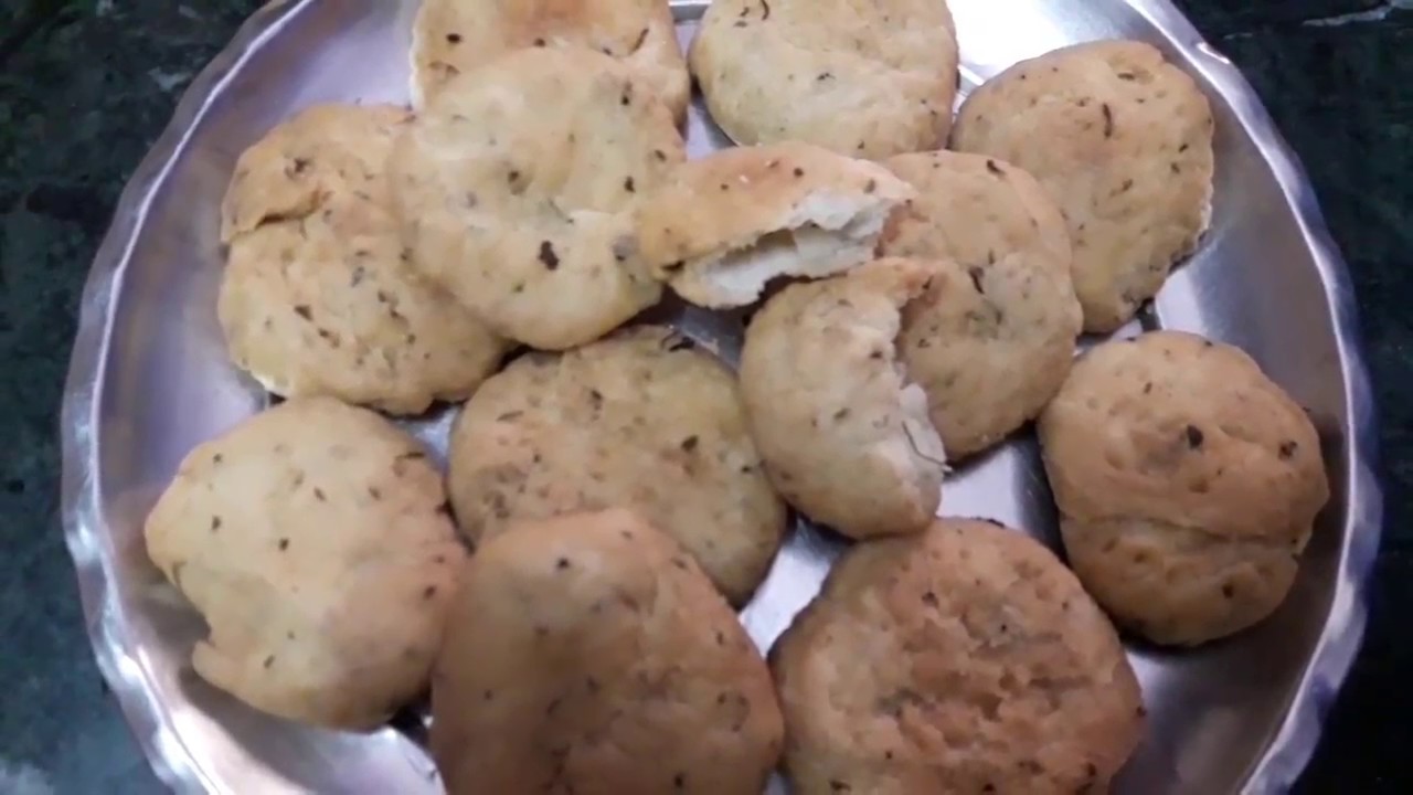 Kasuri Methi Ki Mathri - YouTube