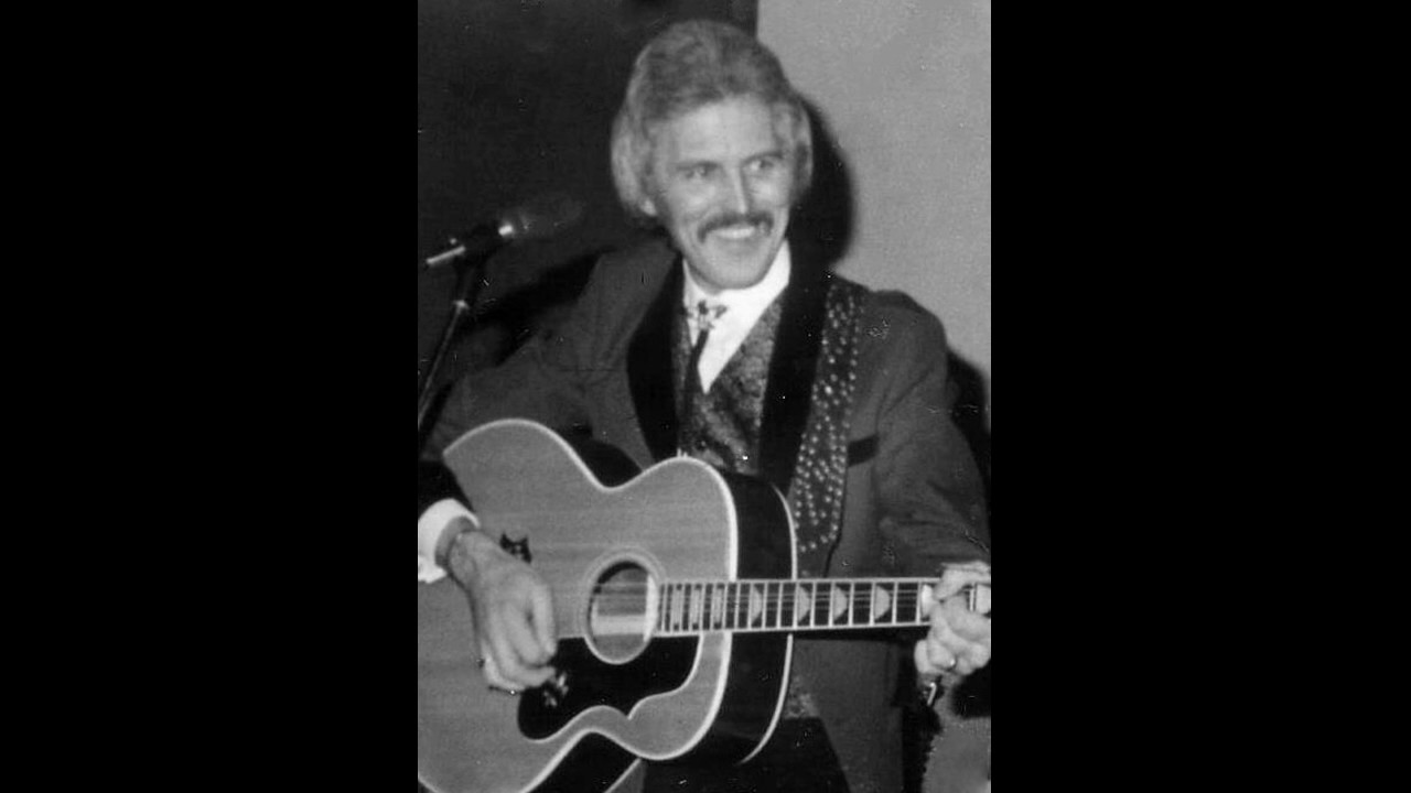 Tony King sings My woman my woman my wife - YouTube