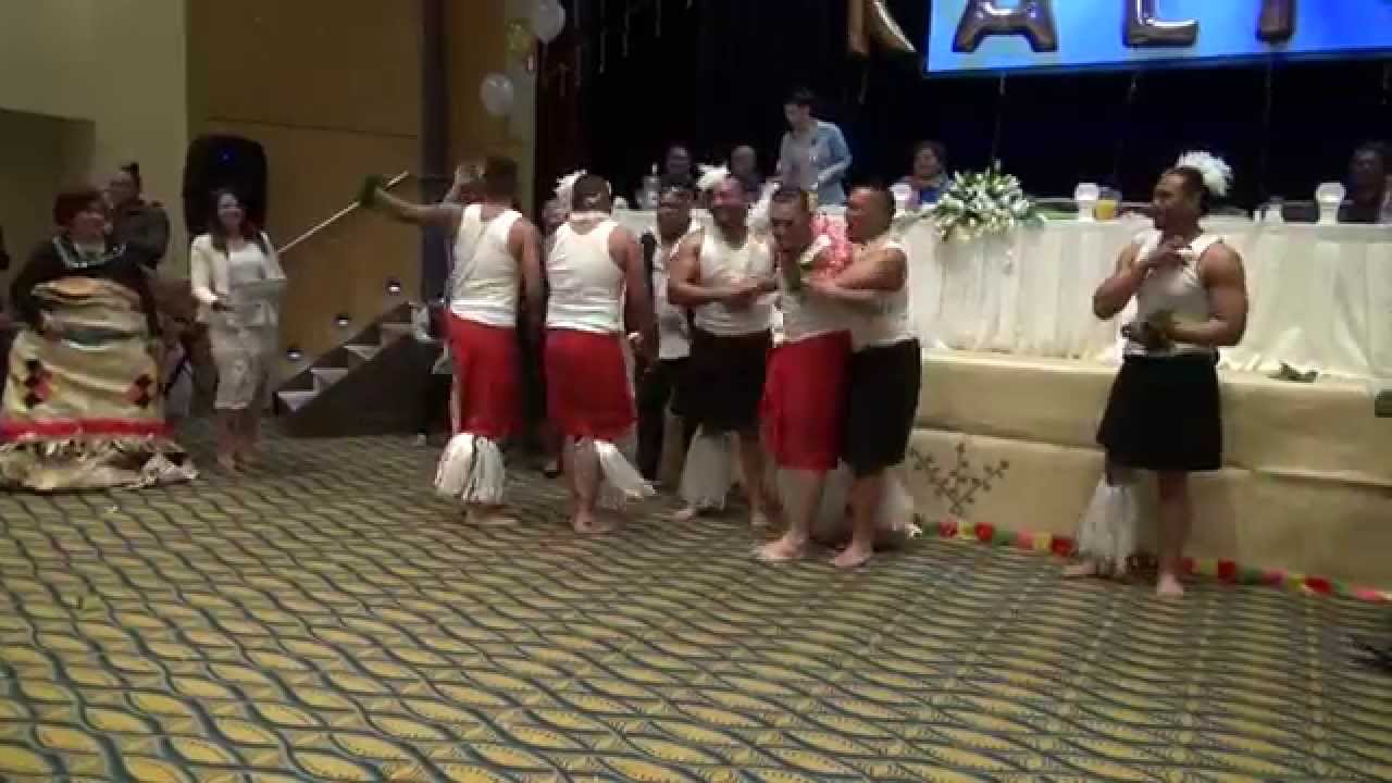 Kalinisea Loloa's Cousins Mako Dance #1 - YouTube