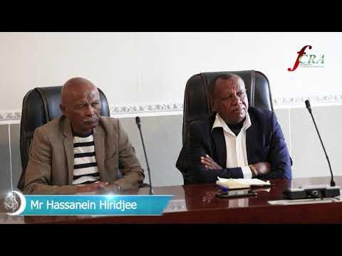 Réunion avec Mr Hassanein Hiridjee et les responsables des sections du FCRA - YouTube