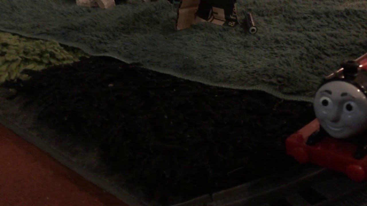 Thomas and friends the trouble with mud UK version - YouTube