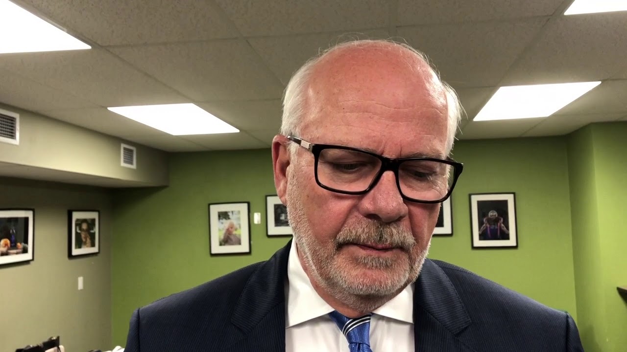 Peter Mansbridge at Lambton College - YouTube