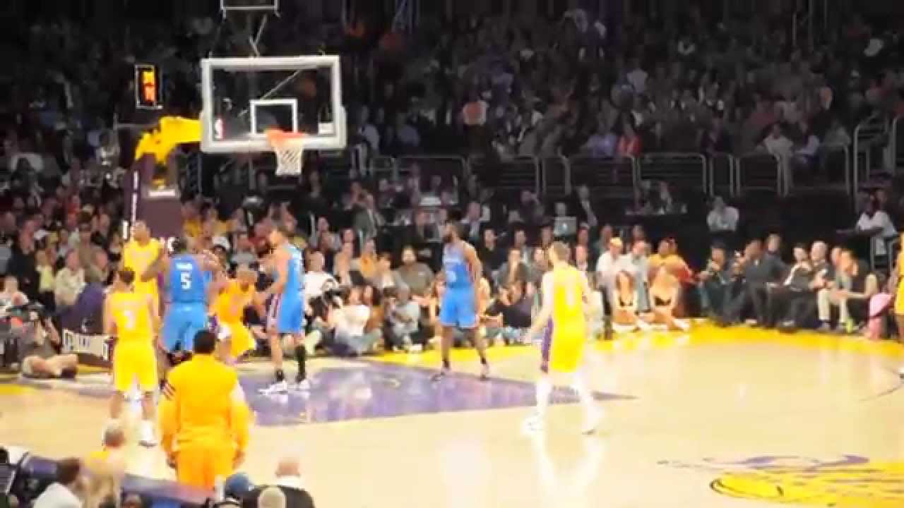 Kevin Durant Blocks Kobe Bryant - YouTube