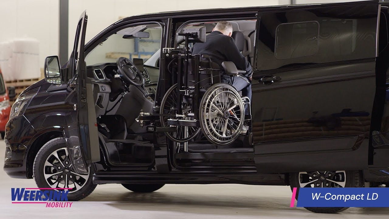 Rolstoelbus: Zelf rijden in Rolstoel (Lift: W-Compact LD) - YouTube