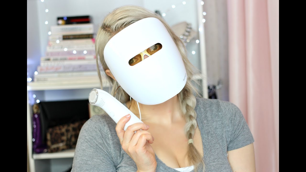 Neutrogena Light Therapy Acne Mask vs Tria Acne Clearing Blue Light ...