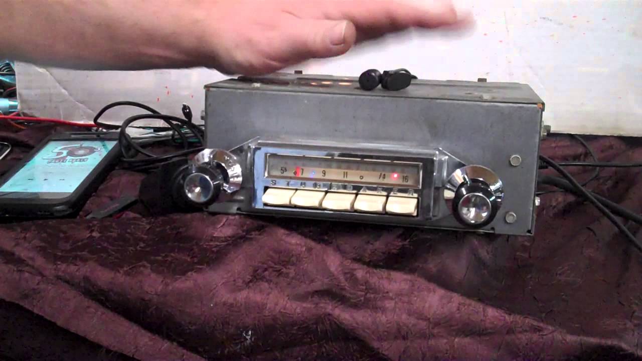 1957 Studebaker Silver Hawk original AM radio - YouTube
