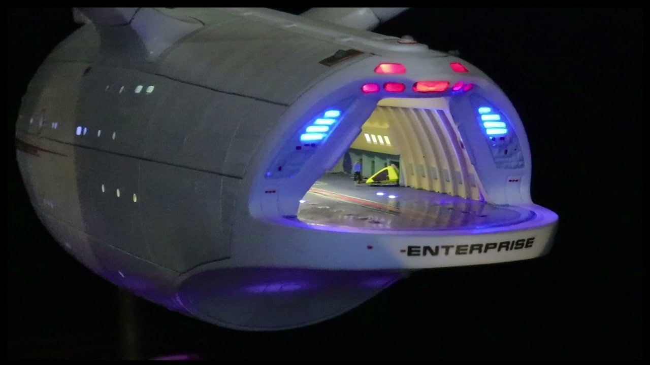 Starship Enterprise Approach Inspection & Docking Star Trek The Motion ...