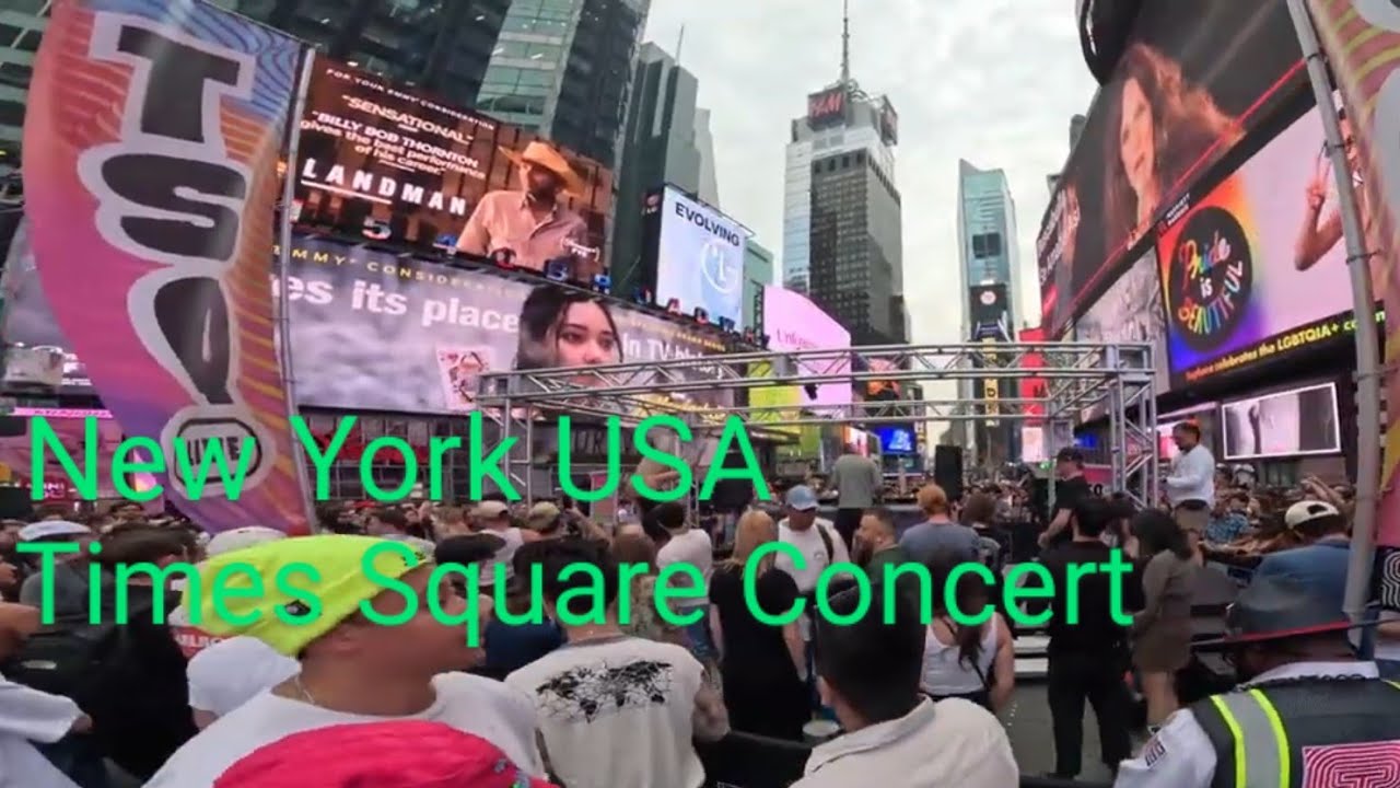 New York USA Times Square Summer Concert Street Performer - YouTube