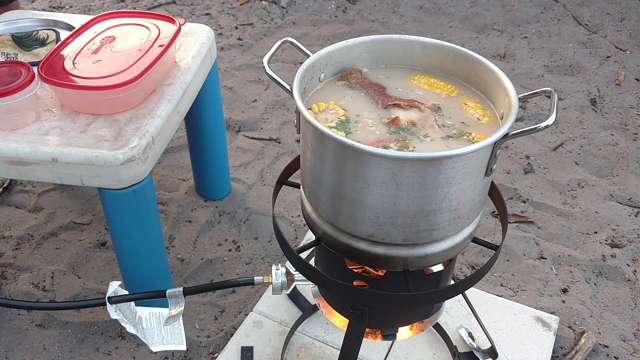 Como hacer una deliciosa caldosa cubana - YouTube