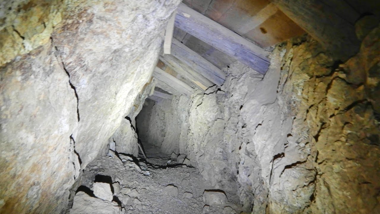 Exploring Drift & Crawling Down Ore Pass To See Where It Goes? - YouTube