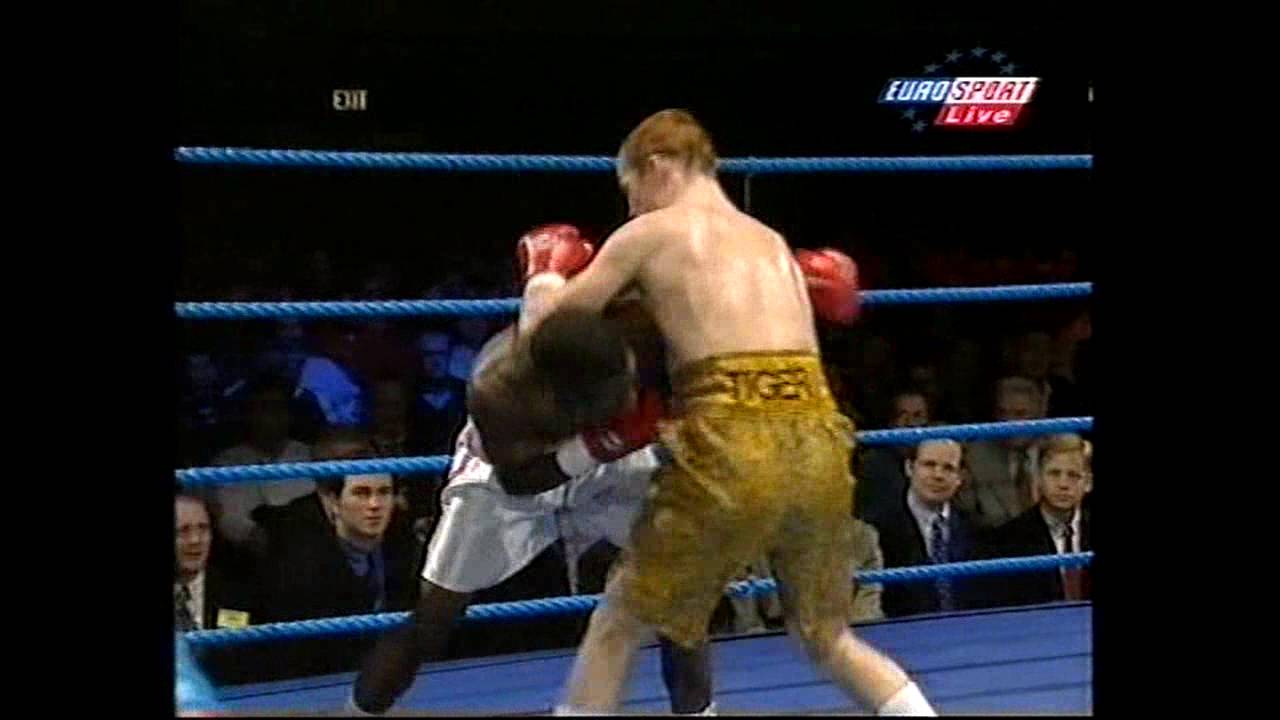 Richard Evatt vs Hendrick Makolane - YouTube