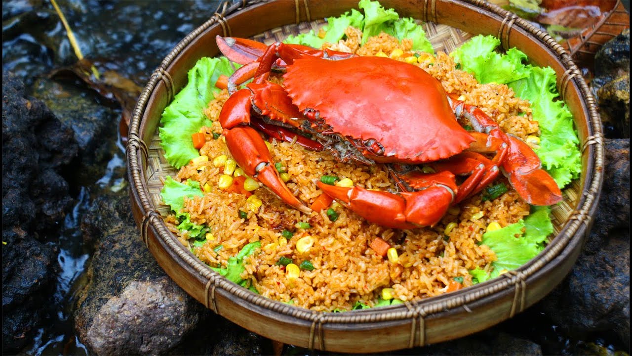 Cooking Fried rice red crab seafood - Fried rice with Crab seafood ...