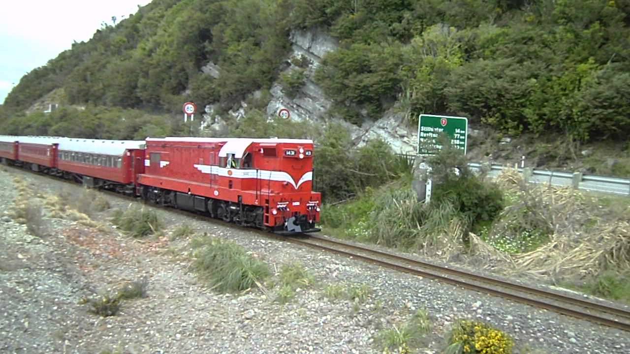 NZR "Da" class (EMD G12) - YouTube