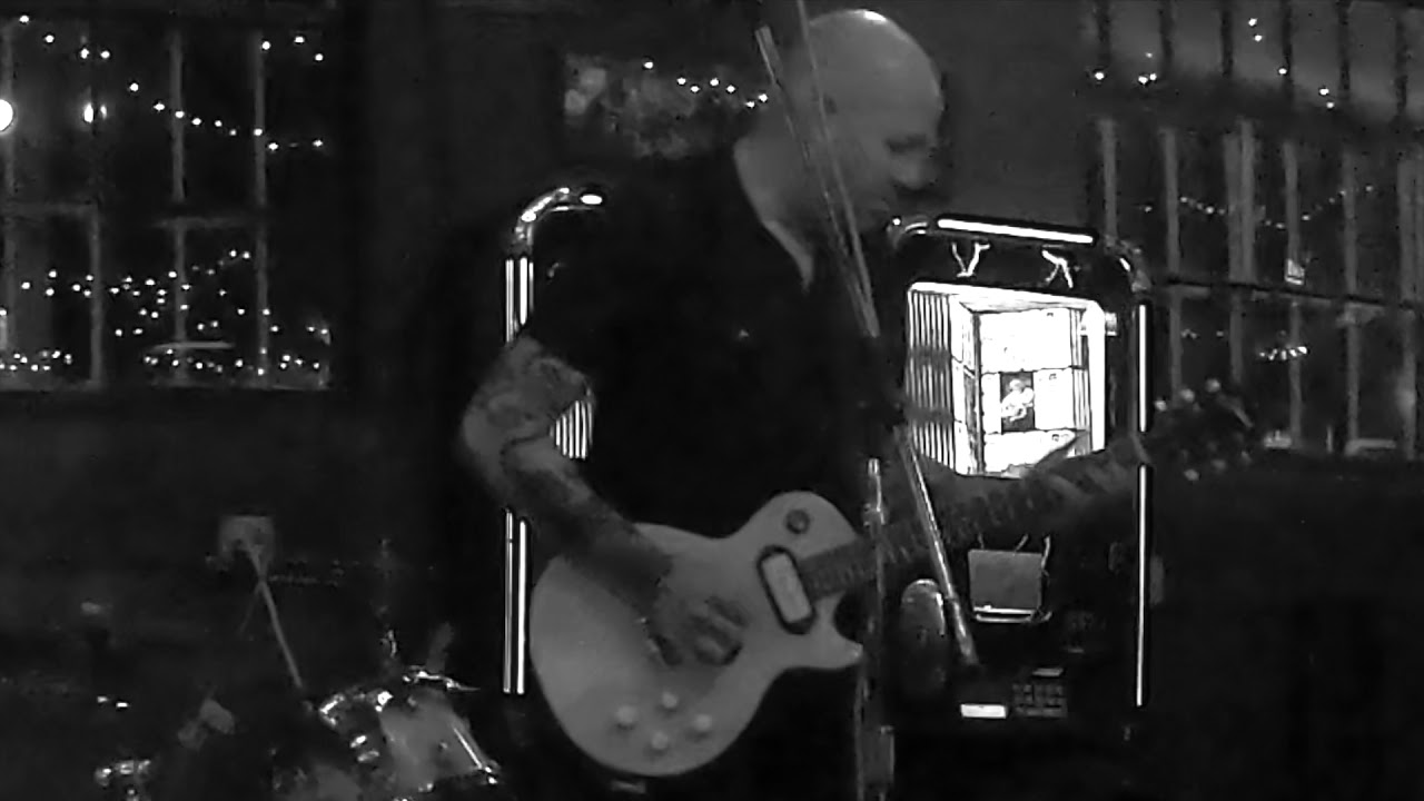 The Buzzards - The Earth is Crying (Link Wray) - YouTube